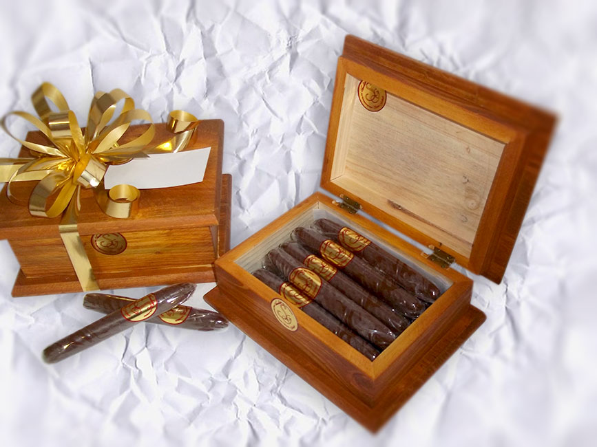 Cajas con Chocolates Rellenos y Artesanales Para Regalar Cajas con Chocolates Rellenos y Artesanales Para Regalar